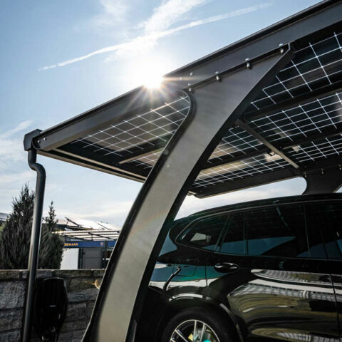Solar-Carport als Doppelstellplatz · Green Energy Carports